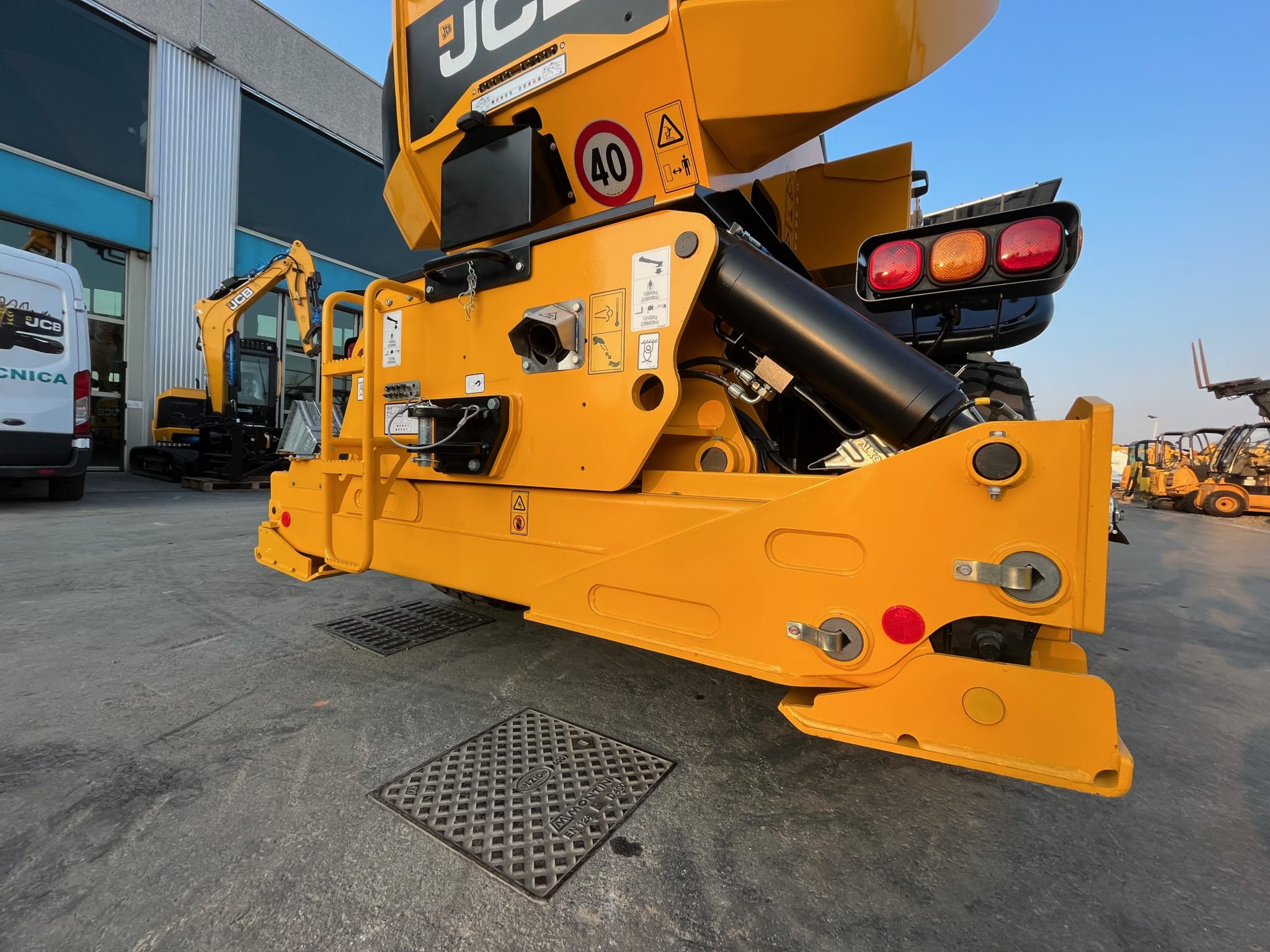 NUOVO ROTO JCB 555-210R: ECCO ALCUNI HIGHLIGHTS - Techind s.r.l.