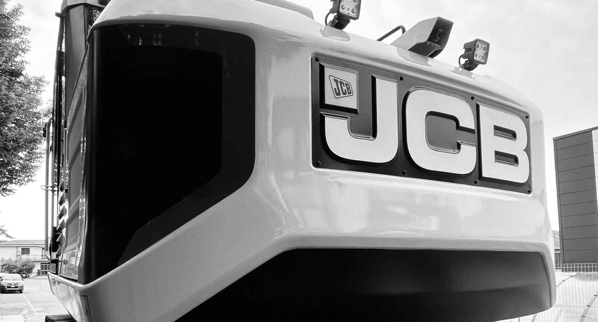 IL NUOVO ESCAVATORE JCB 370 X - Techind s.r.l.